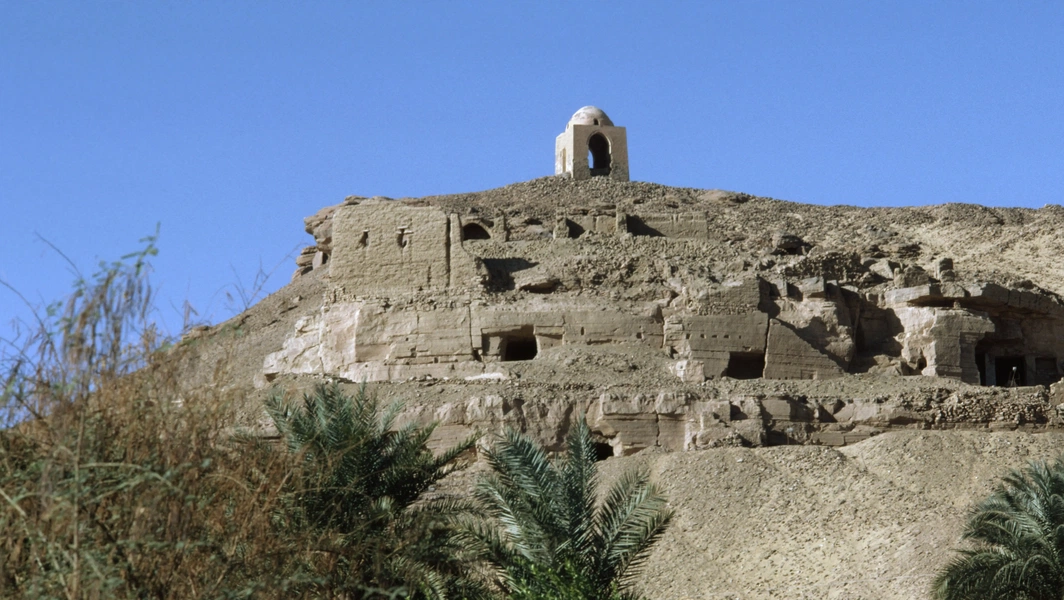 16 remarkable ancient tomb discoveries