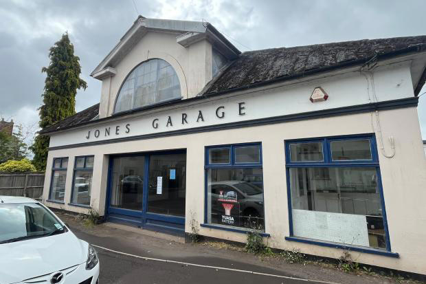 Rural Somerset convenience store granted 24-hour alcohol licence