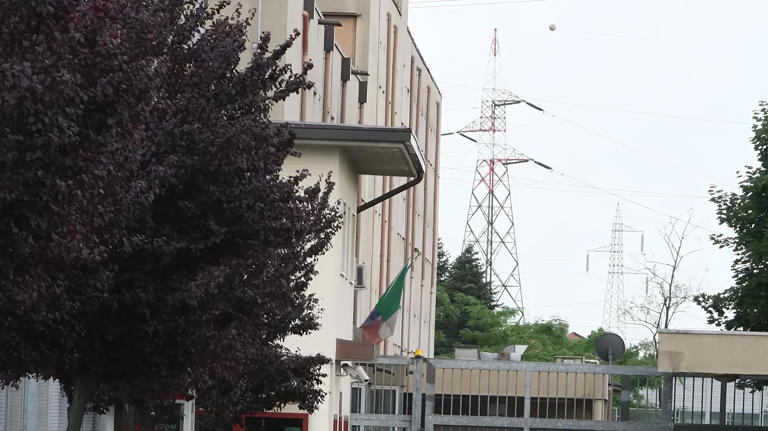Avevano scippato una prostituta. Restano in cella