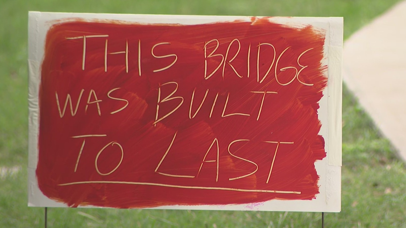 Advocates call to preserve Barton Springs Bridge amid possible replacement