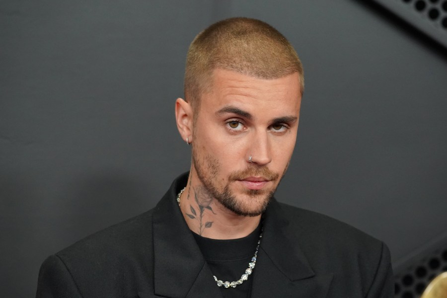 Police search for 'Justin Bieber look-alike' in attempted kidnapping
