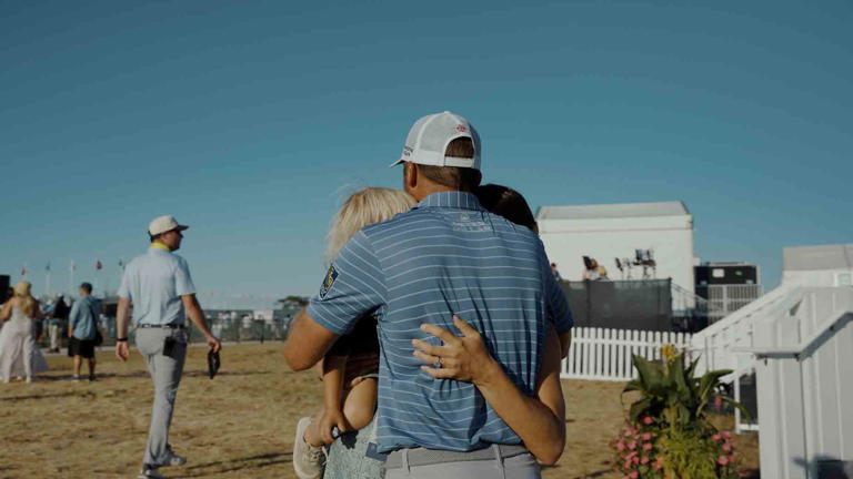 Sam Burns learned US Open fate. Dad's words then bring him to tears