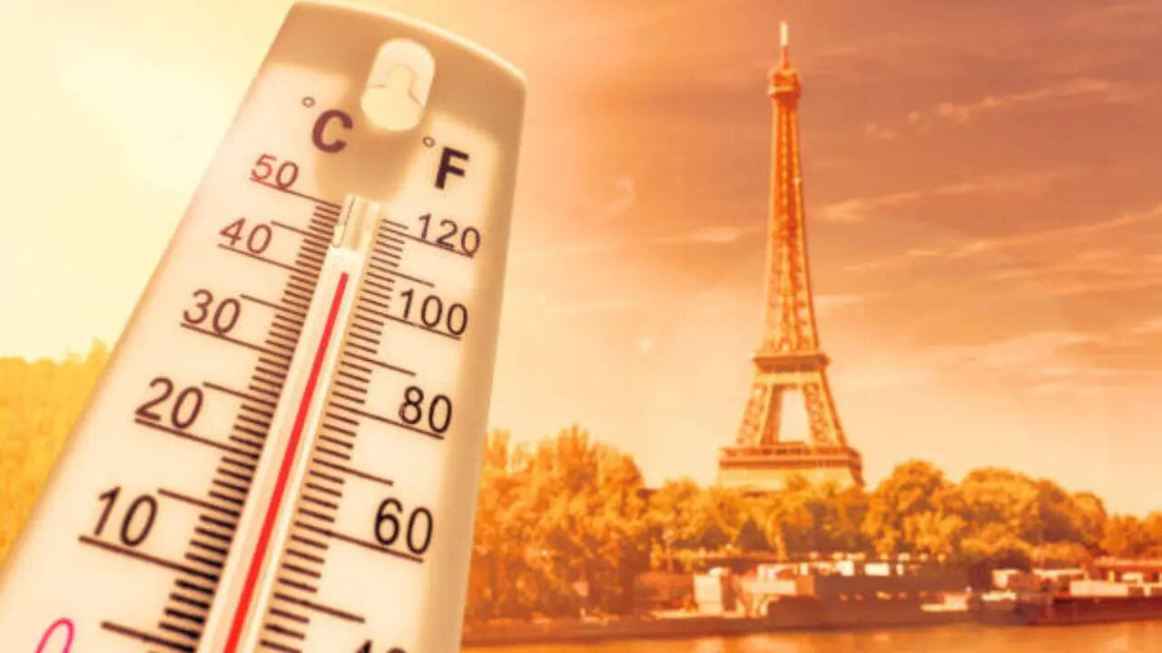Europe Heatwave Crisis: One-Third of France Under Red Alert As Risk of ...
