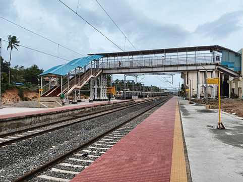 Hard time for elderly at Eraniel railway station; commuters seek lifts