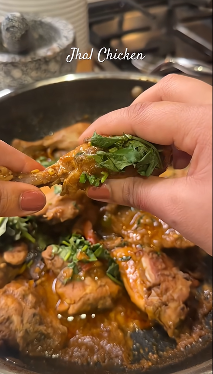 Bet you’ve never had chicken like this 🍗🔥 Creamy, flavor-packed curry ...