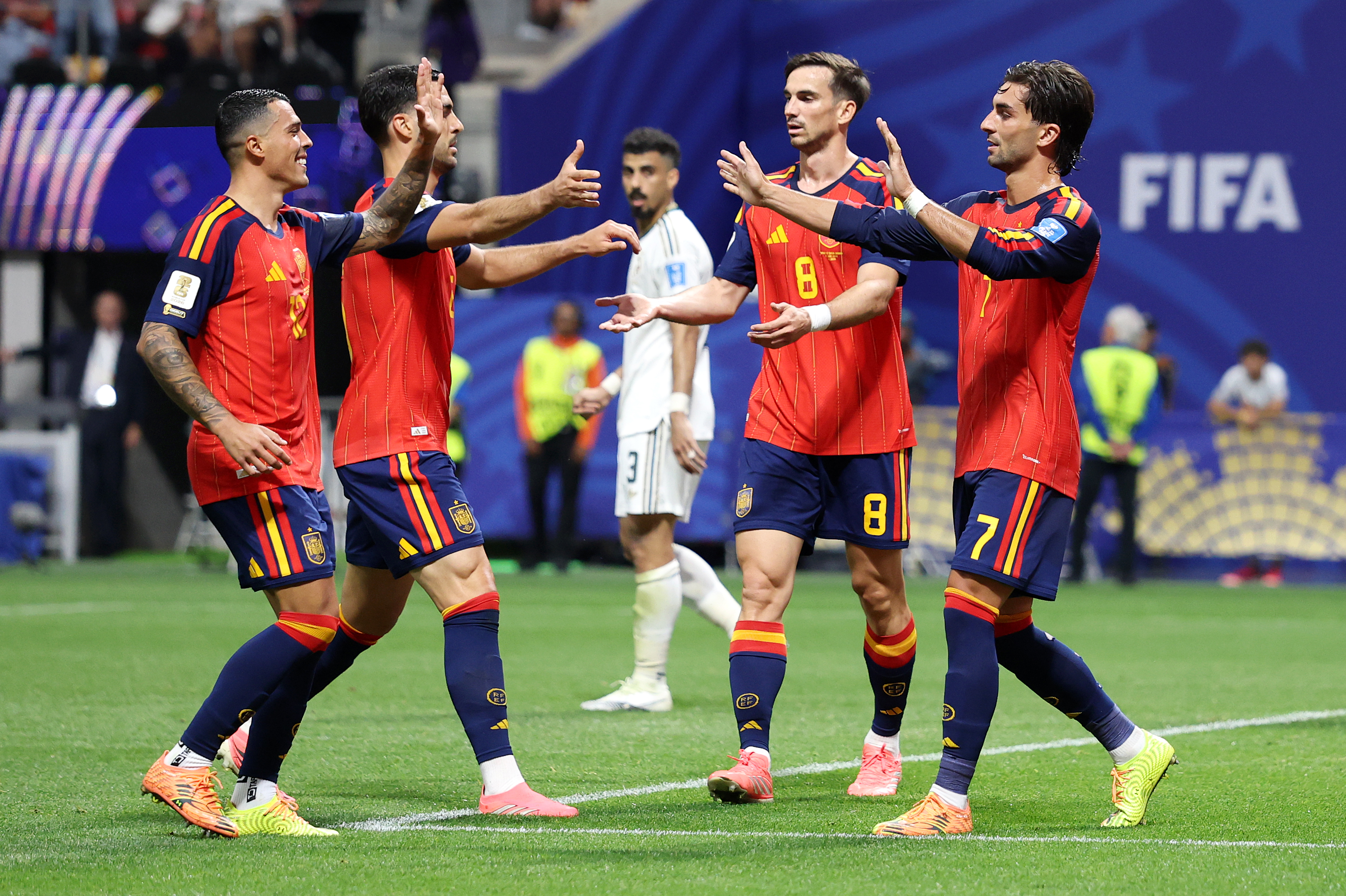 🎥 World Cup highlights: goalfest! Spain thrash Saudi Arabia