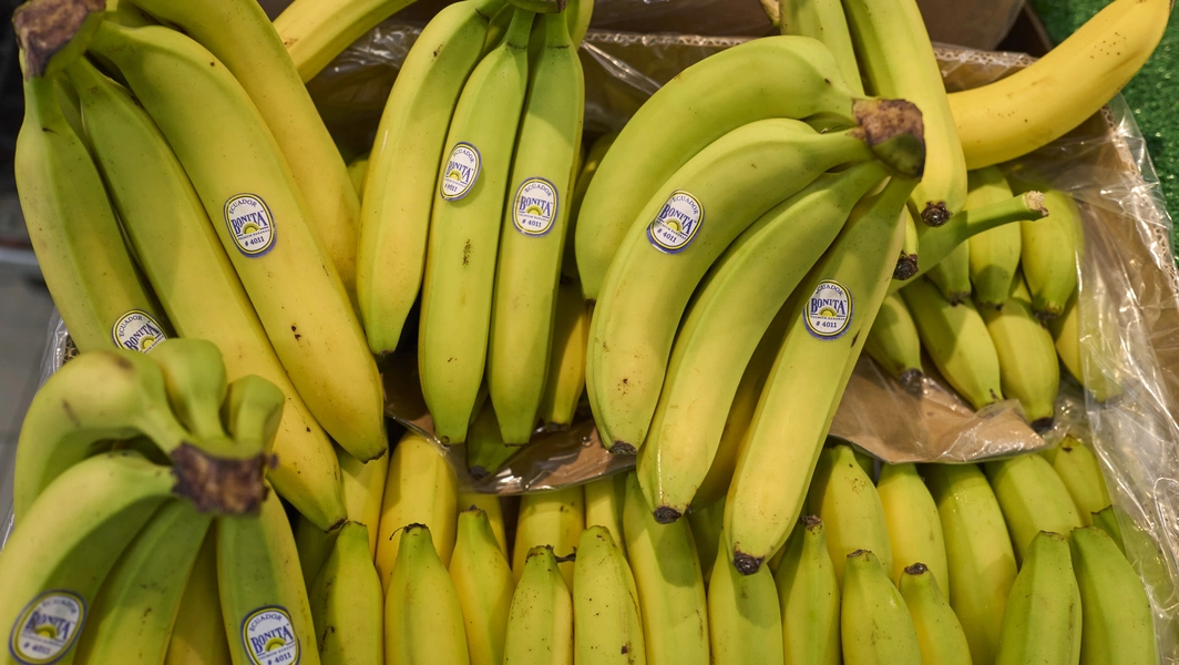 How to keep bananas fresh longer