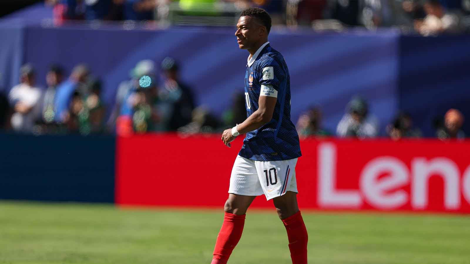 Kylian Mbappe makes clear pick for world's best player