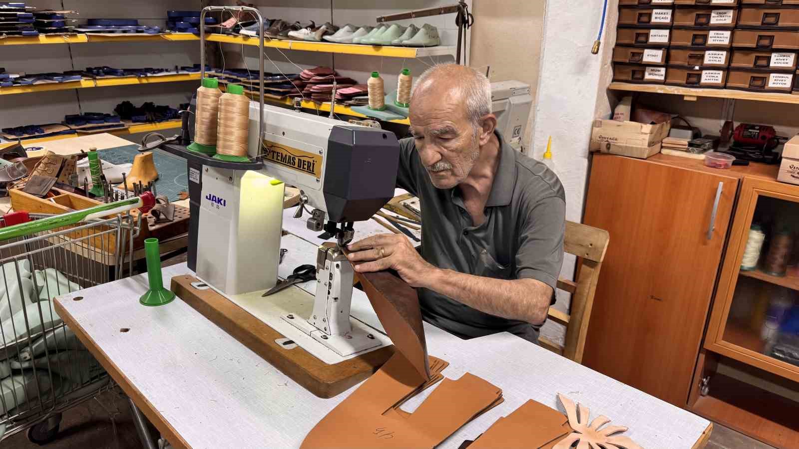 Bir meslek daha yok oluyor, çırak bulunamayan kunduracılık son ...