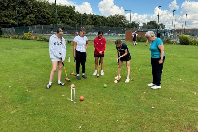 Kenilworth Croquet Club defeat Church Stretton 4–1 at Crackley Lane
