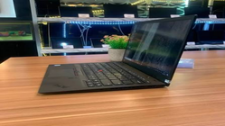 Review ThinkPad X1 Carbon Gen 14 2026: Laptop bisnis paling tangguh ...