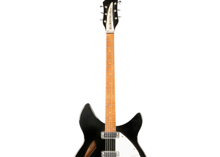 Johnny Marr to auction several guitars used in The Smiths and solo work