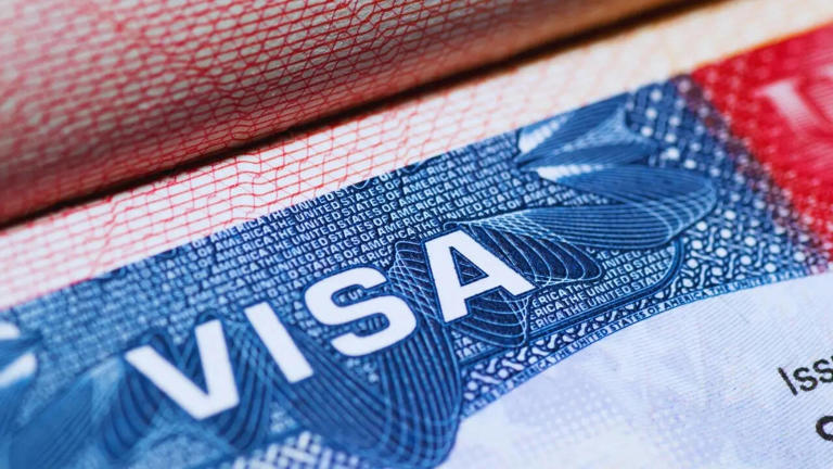 DHS to Appeals Court on Federal judge order blocking $100,000 fee for H ...