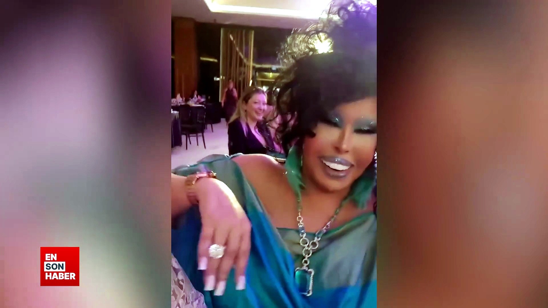 Bülent Ersoy ve Safiye Soyman bir arada