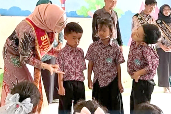 Soroti kesejahteraan guru, Bunda PAUD Lamandau minta tak ada ...