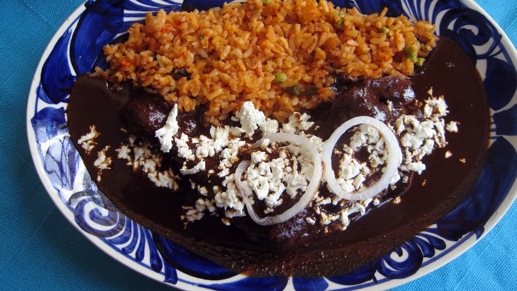 14 traditional Mexican recipes and flavors