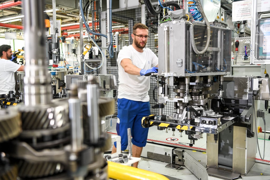 Personalabbau bei ZF: Unternehmen bietet trotzdem Ferienjobs für ...