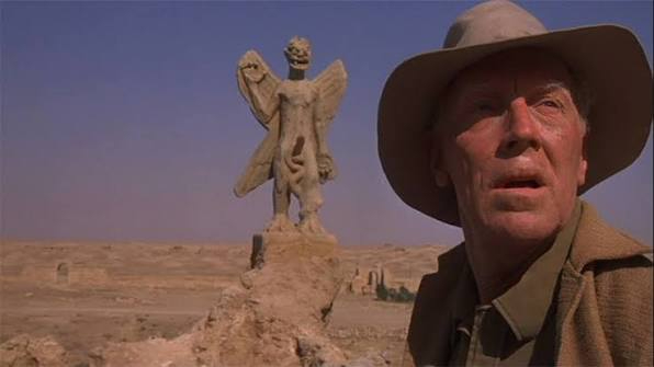 10 chilling paranormal encounters from horror movie sets that still ...