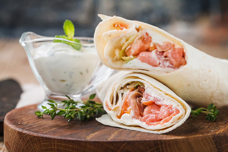 Makkelijk en gezond: zet vanavond nog deze frisse zalmwraps met ...