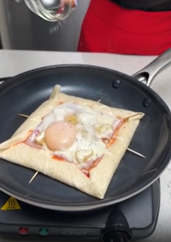 The Pizza Technique Home Cooks Are Switching To Simple Method For ...