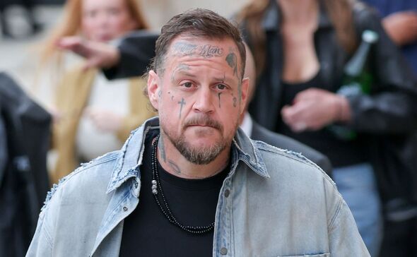 Jelly Roll was 'puffy-faced' after hospital stay just a week before ...