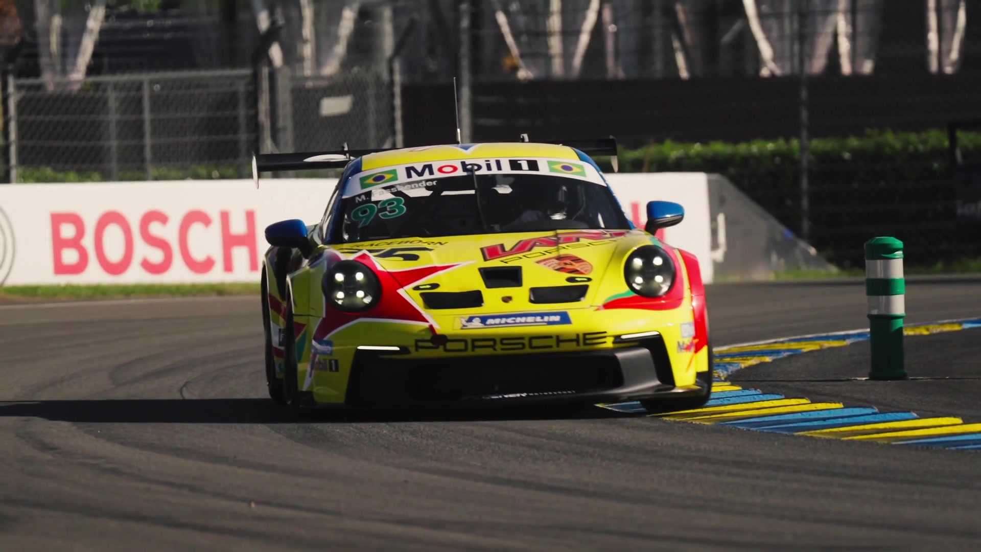 Porsche - Hollywood star Michael Fassbender in Le Mans