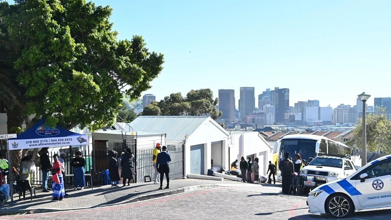 Evacuation of over 1200 foreign nationals from Cape Agulhas amid rising ...