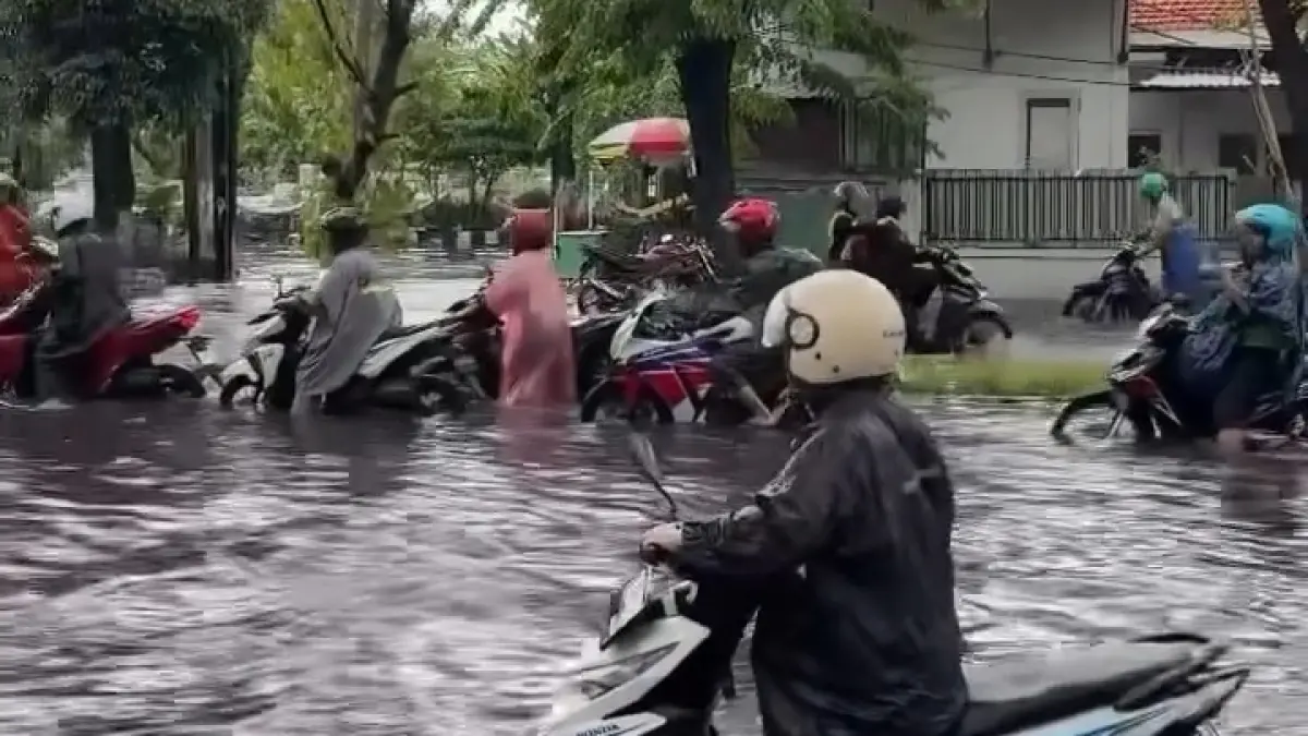 Pompa air tak maksimal, DSDABM ungkap biang kerok banjir di Surabaya