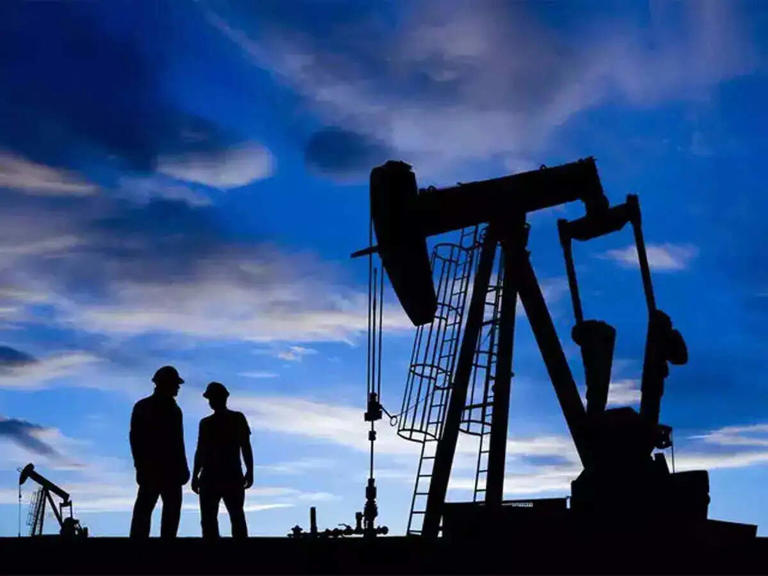 Iran war triggers global race to build oil reserves