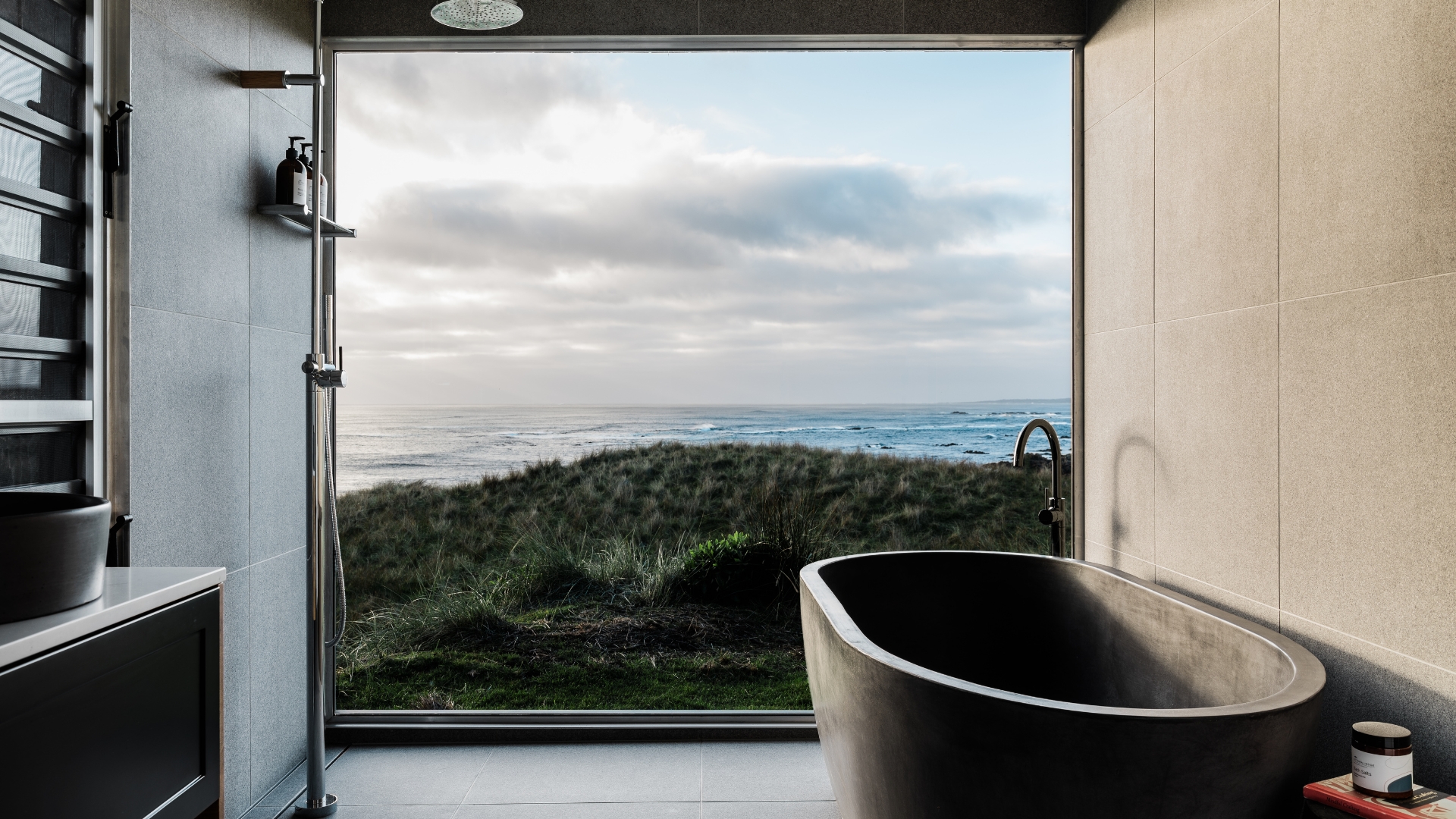 King Island’s Kittawa Lodge reigns as our best regional hotel for 2026