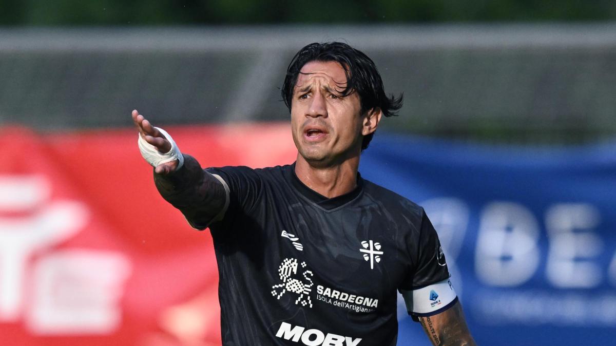 La prima volta di Lapadula in Perù: ha firmato con l'Universitario di Cuper