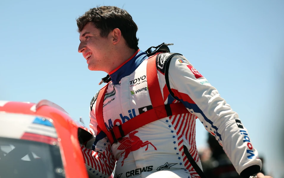 Brent Crews replaces Christopher Bell after early caution in San Diego