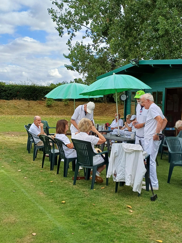 Kenilworth Croquet Club defeat Church Stretton 4–1 at Crackley Lane