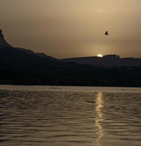 El arranque del verano en el pantano de Sau