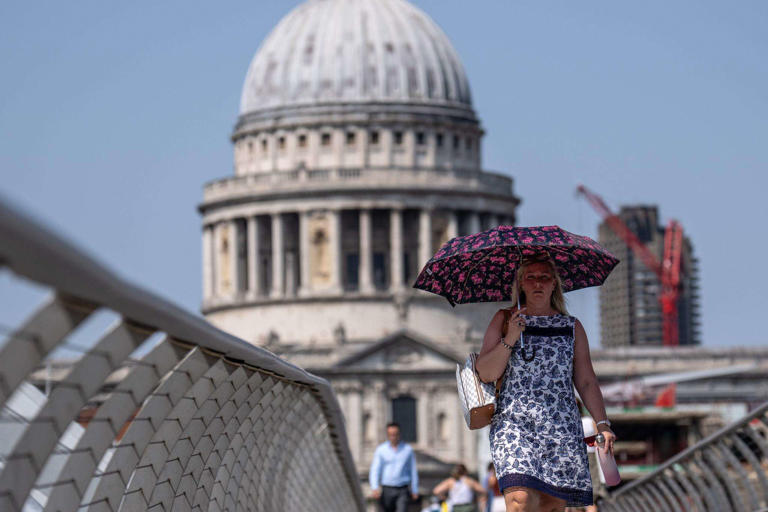 UK heatwave alert: Temperatures could hit 38C across London and ...