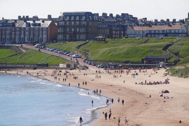 Red weather warning issued for extreme heat and humidity