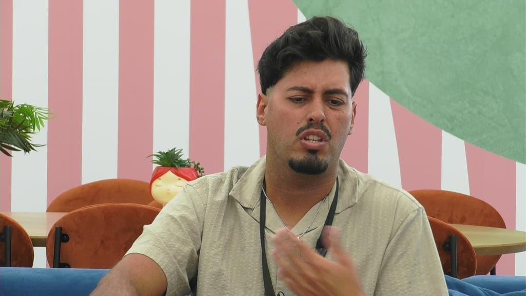 Leandro fala abertamente sobre percurso na casa e Pedro Jorge comenta