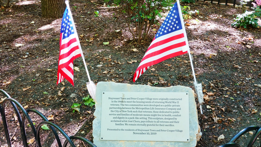 Eagle plaques: From mortgage milestones to decorative symbols