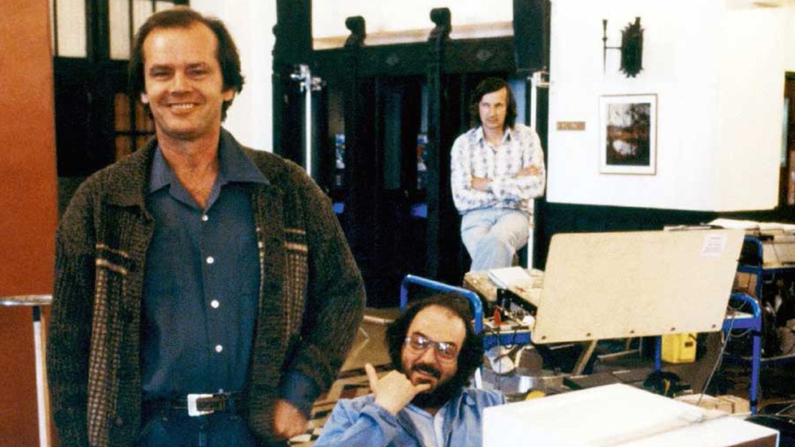 15 behind-the-scenes photos that look more dramatic than the movie itself