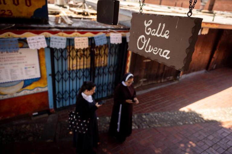 'People just forgot about Olvera Street.' Historic LA restaurants on ...