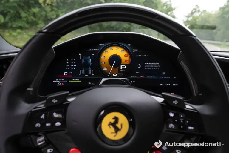 Ho guidato la Ferrari 849 Testarossa, oltre la fisica, dritto all'anima ...