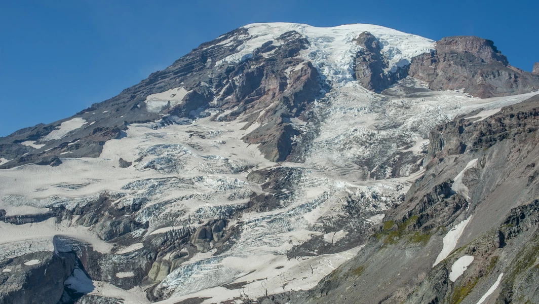 16 stunning hiking trails across the United States