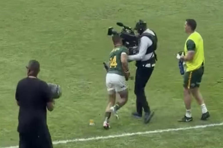 Watch: Cameraman crashes into Kolbe during Springboks demolition of the ...