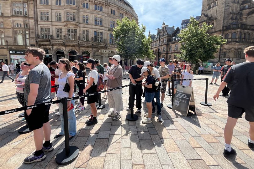 F1 car causes huge queues in Yorkshire city centre as fans flock to see it