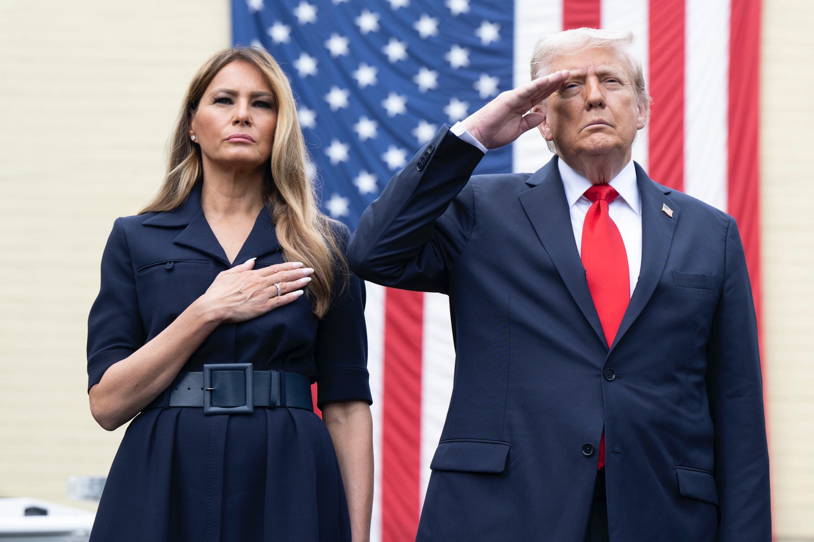 Insider exposes Donald Trump's complete isolation as Melania and Ivanka ...