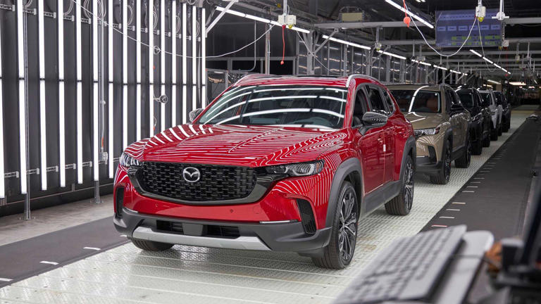 The Mazda hybrid that uses Toyota's RAV4 hybrid powertrain without the ...