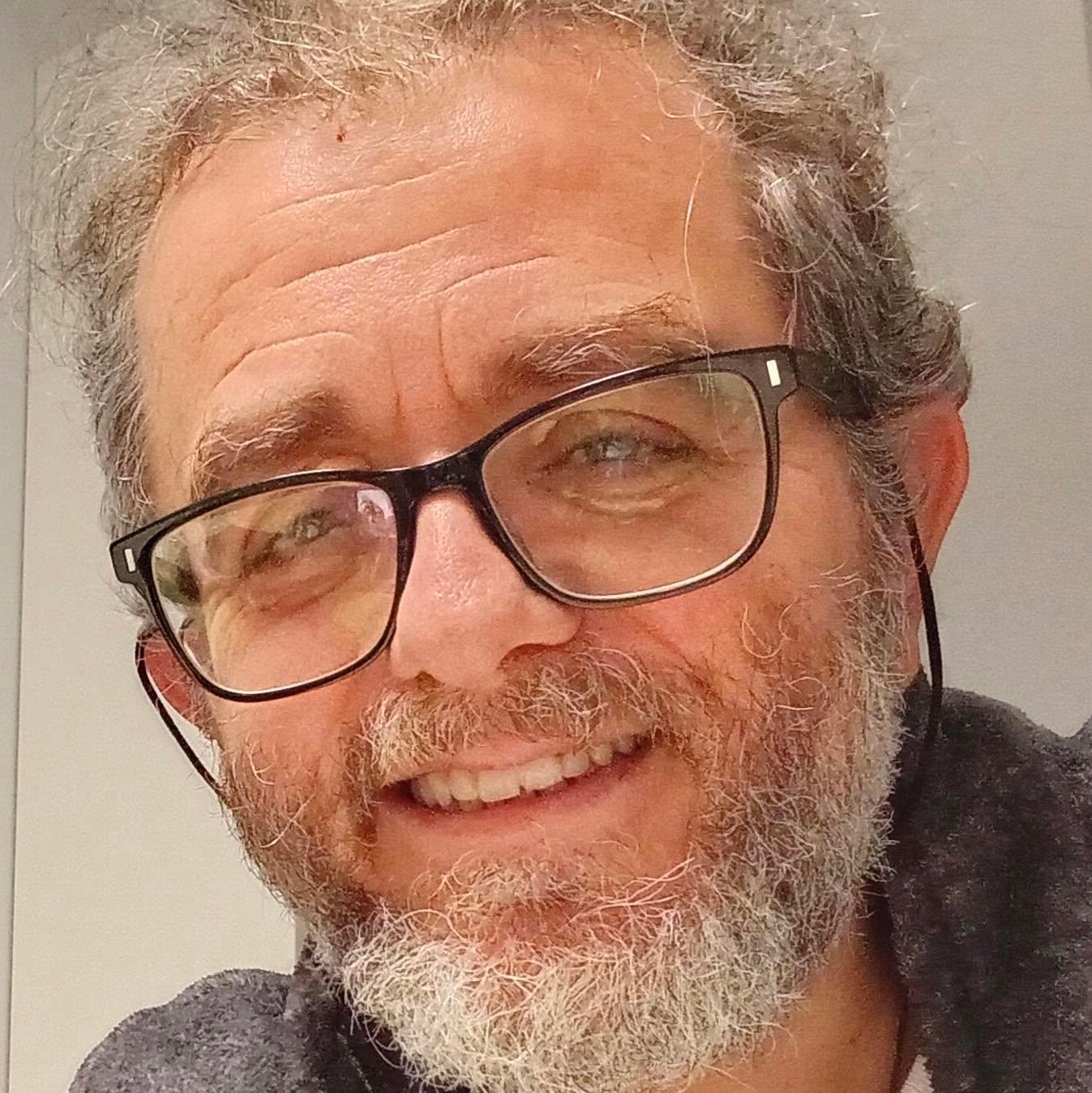 Addio ad Andrea 'Floppy': l'ultimo toccante video sui social dell ...