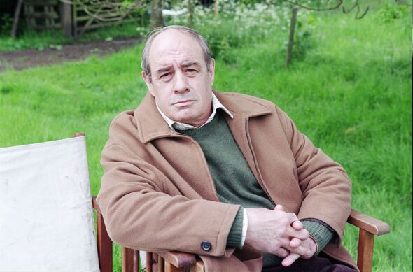 David Daker dead: Only Fools and Horses legend dies as emotional ...