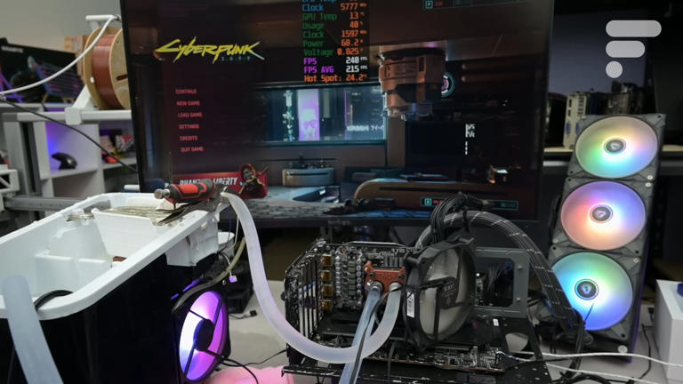 Il transforme une machine à glaçons en watercooling et fait tomber sa ...