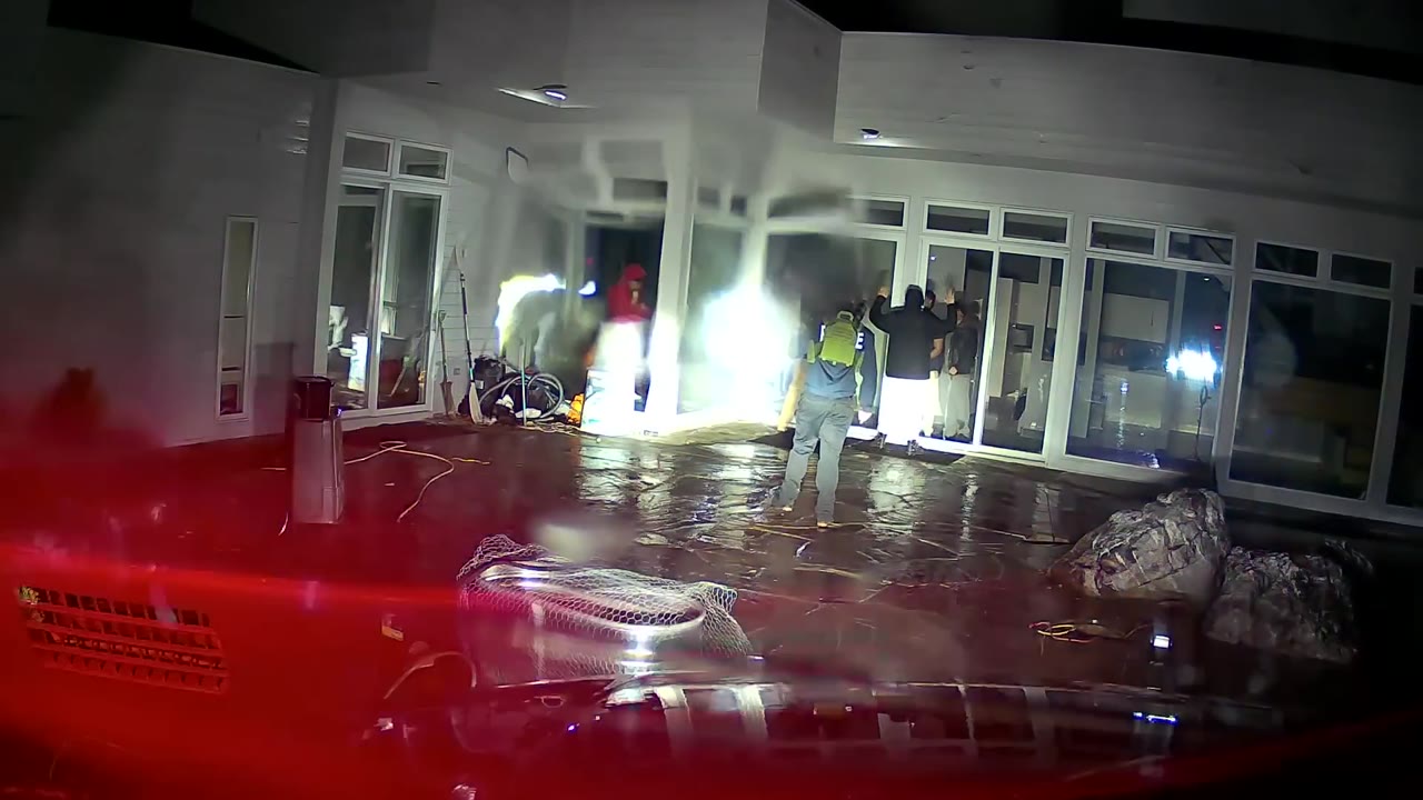 They thought the house was empty - but the police trap was already a ...